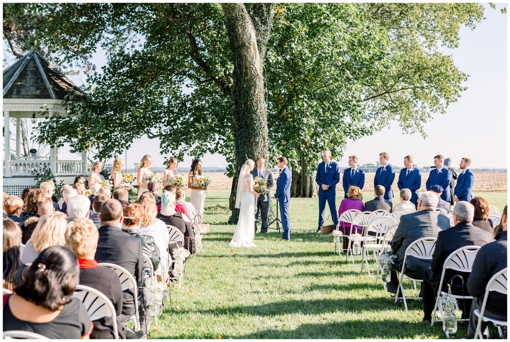 Caitlin & Jon | Pretty Prairie Farm Wedding - amandaeloisephotography.com